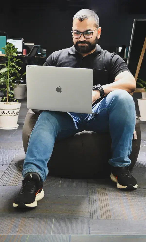 About Us - LBM Solution | Driving Digital Growth & Innovation